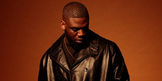 Dinos réalise un excellent démarrage avec son album ''Hiver à Paris''